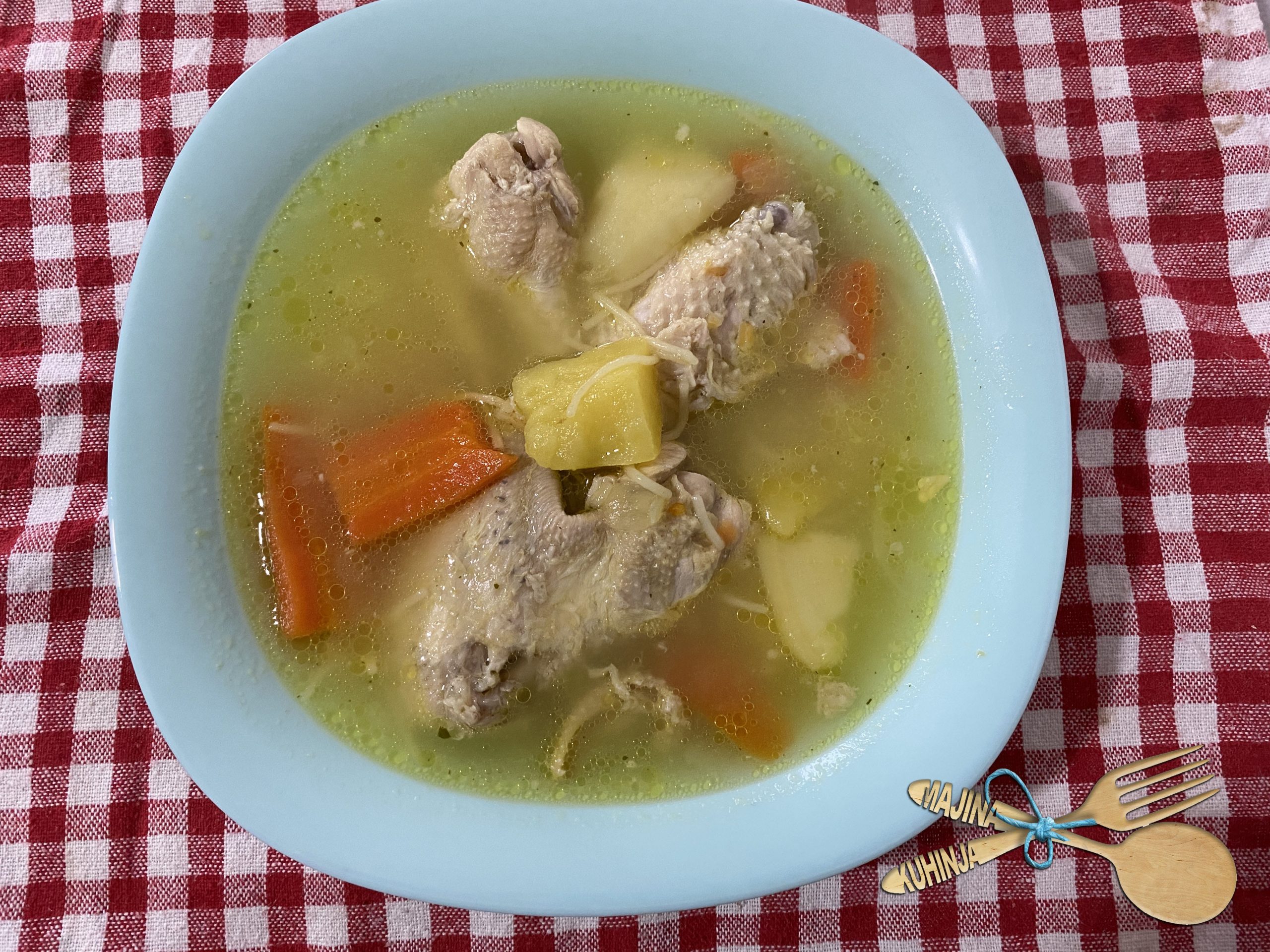 Domaća supa sa krilcima - Majina kuhinja